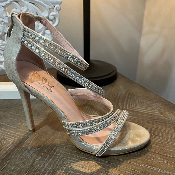 Diva by Benjamin Walker | Shoes | Diva By Benjamin Walk | Poshmark